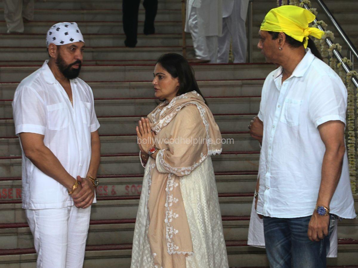 Mika Singh, Mannara Chopra, Daisy Shah, Rahul Vaidya & Others At Shera ...