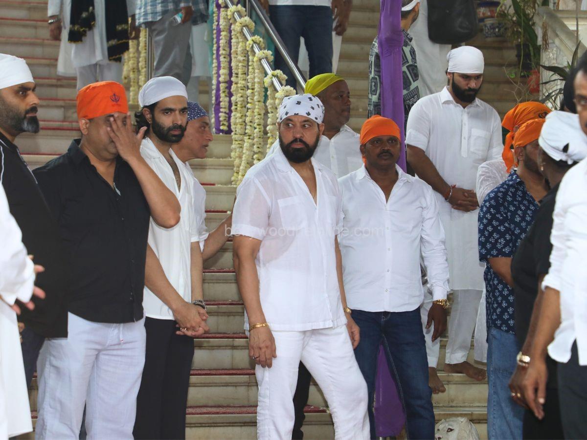 Mika Singh, Mannara Chopra, Daisy Shah, Rahul Vaidya & Others At Shera ...