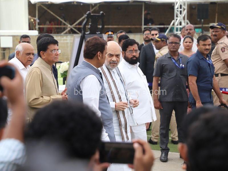 Mukesh Ambani, Nita Ambani, Aamir Khan And Others Attend The Funeral Of ...